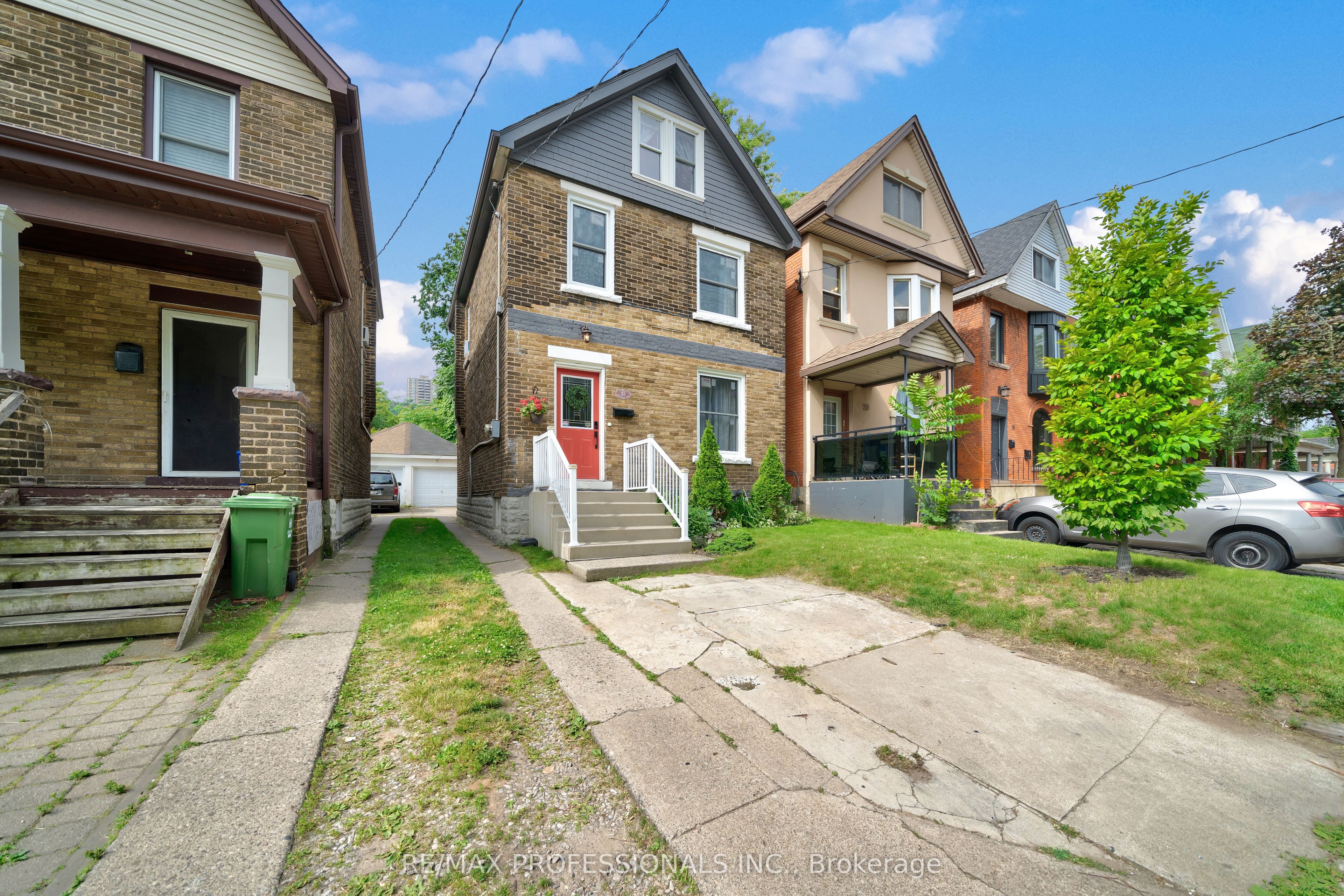 22 Delaware Ave, Hamilton, Ontario L8M1T3 Sold History | HouseSigma